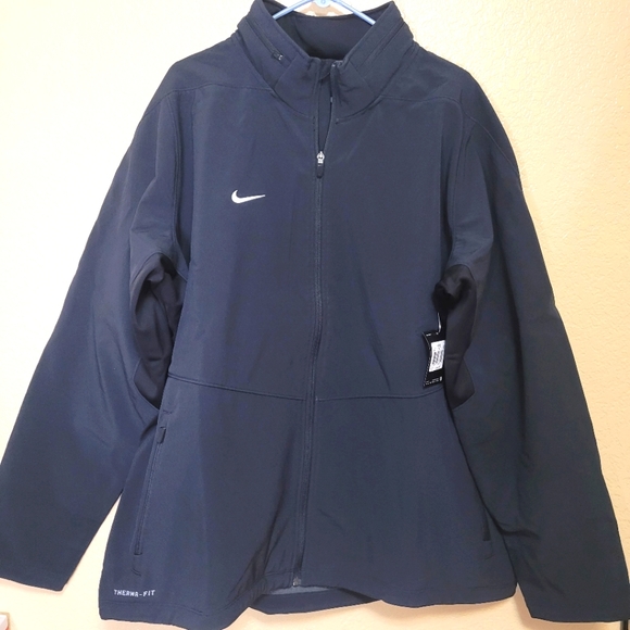 Nike | Jackets & Coats | Nike Men Black Sphere Hybrid Therma Fit Jacket ...